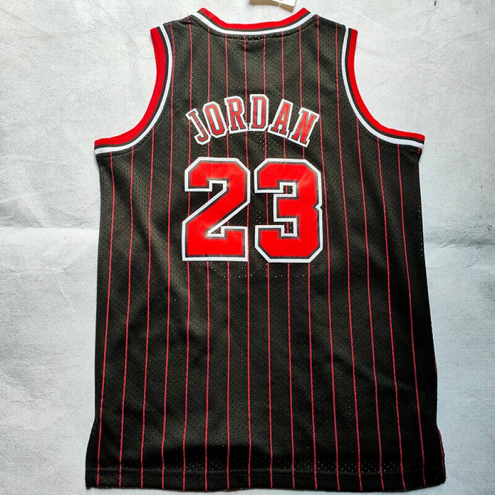 Camiseta Michael Jordan #23 Chicago Bulls Retro Negro-Rojo Niño ⋆ MiCamisetaNBA