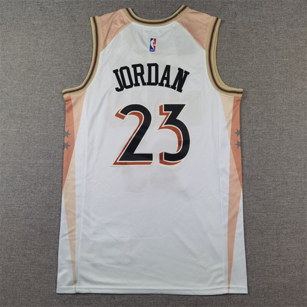 Camiseta Michael Jordan #23 Chicago Bulls 2025 City Edition Blanco ⋆ ...